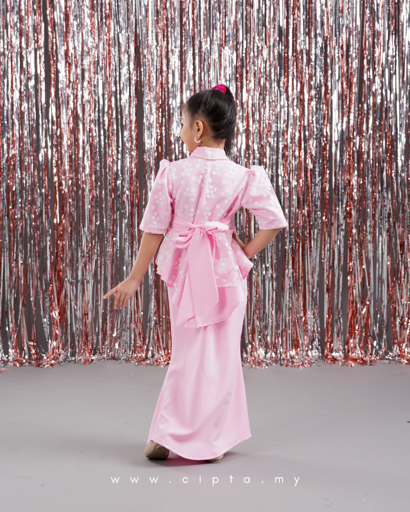 Kebaya Embun – CIPTA